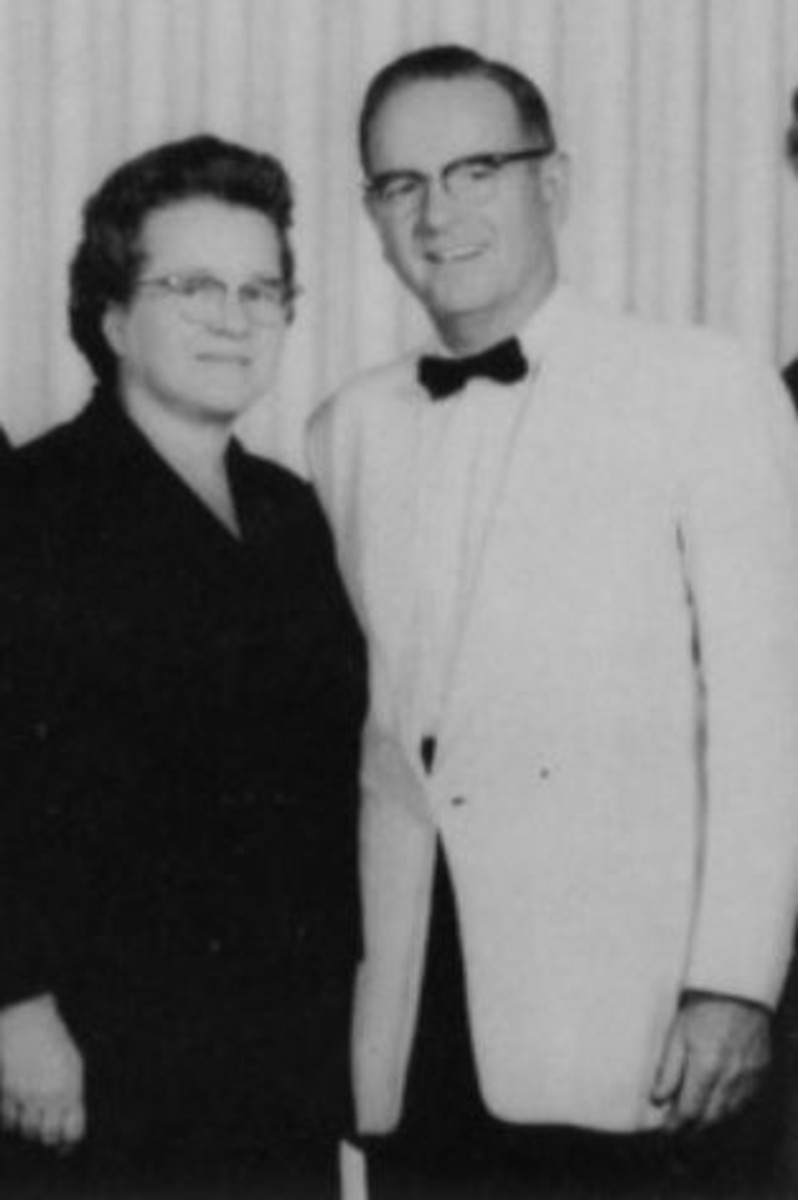 ESDA | Detamore, Fordyce William (1908–1980)