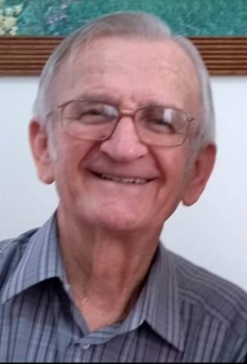 ESDA | Wolff, Nelson (1934–2021)