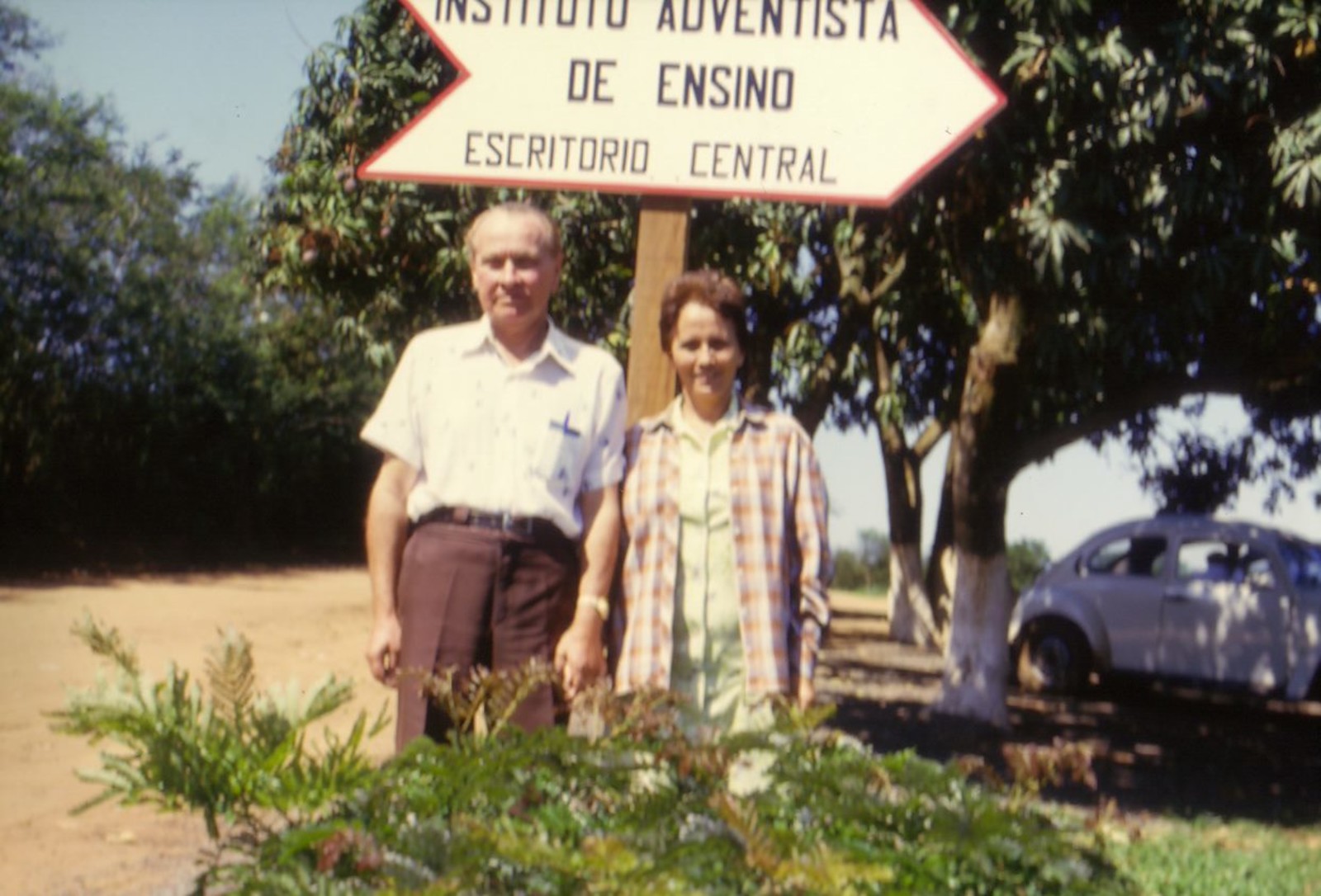 ESDA | Dassow, Arthur (1921–2009)