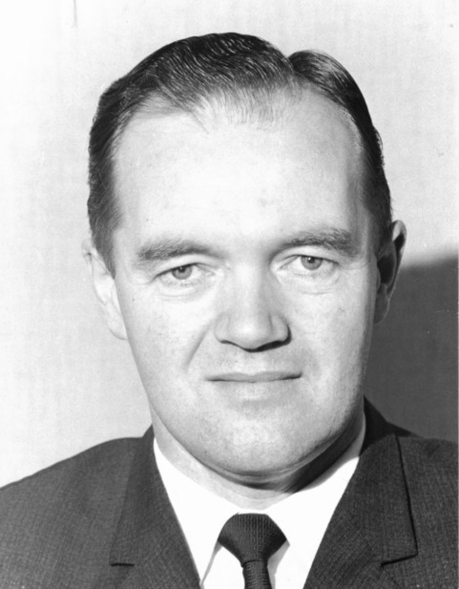 ESDA | Madsen, Jens Nikolaj (1923–2007)
